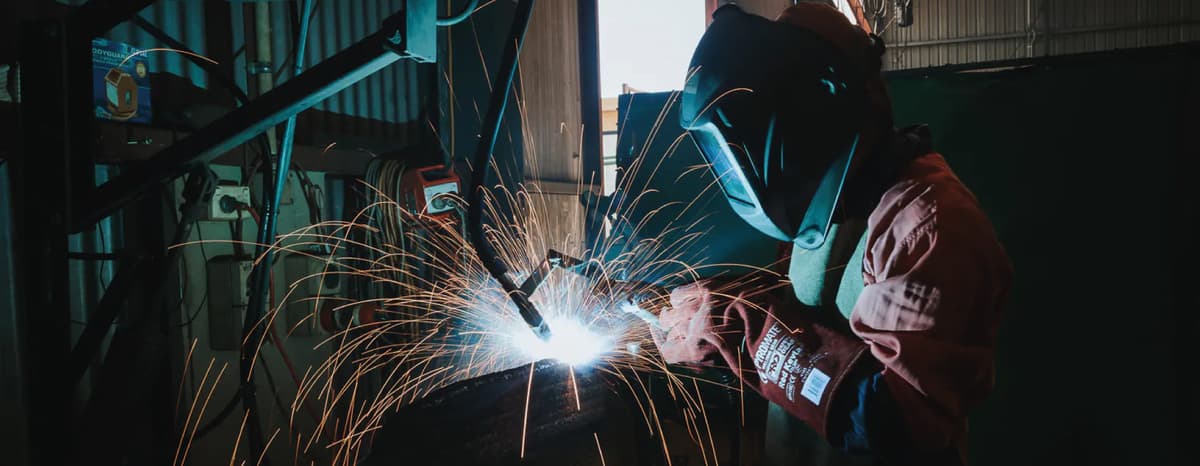 UNIVERSAL WEAR SOLUTIONS | Fortus